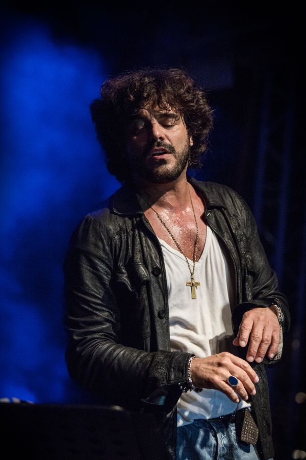 Francesco Renga, nuovo album e poi il tour: le prime date - Velvet ...
